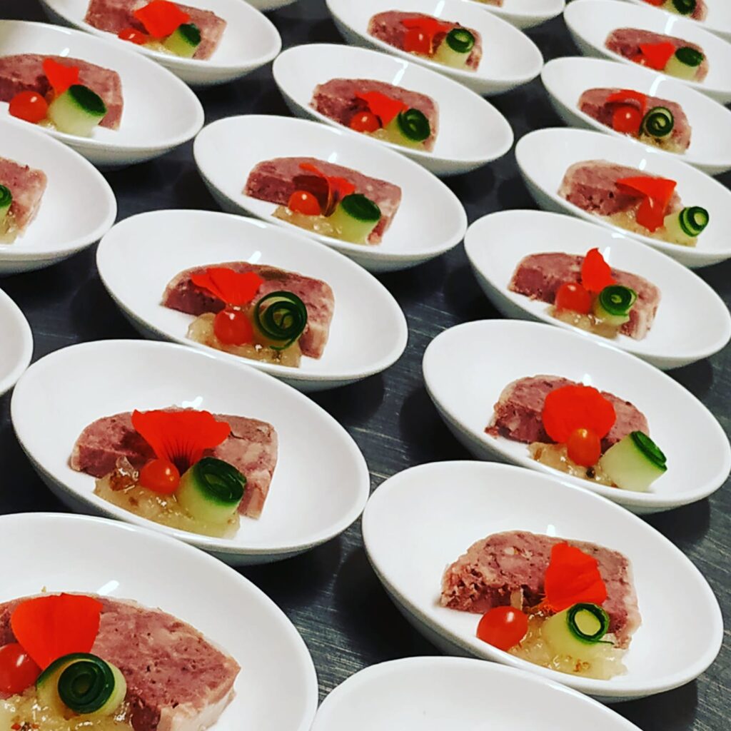 Early Dinner | Restaurant Amuse